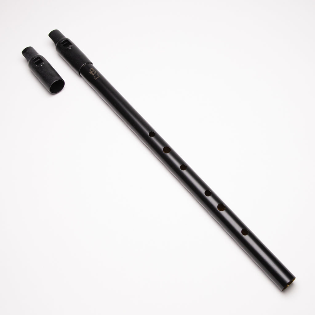 Howard Low D with Reed and Classic Mouthpieces – The Irish Flute Store